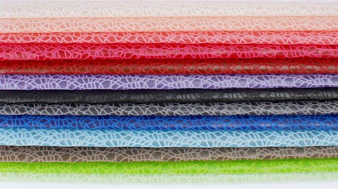 100% Polyester 85GSM 3D Embossed Gift Wrapping Paper 60 Sq Ft Wrapping ...